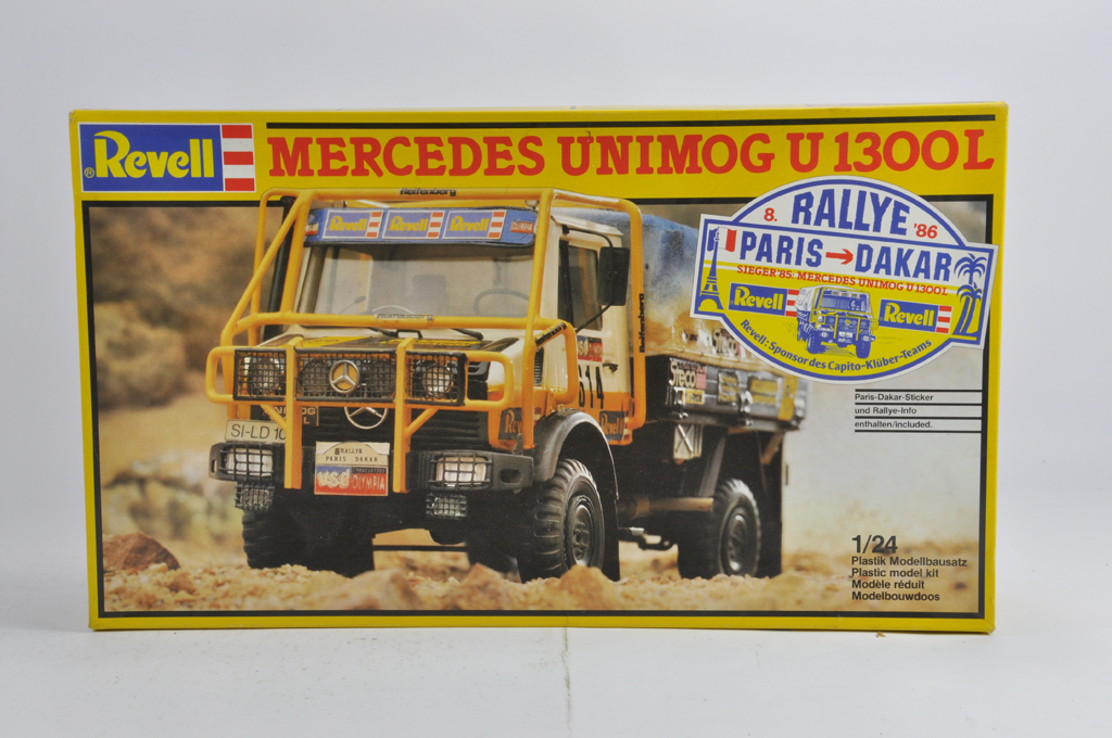 Revell 1/24 plastic model kit. Mercedes Unimog U1300L Paris Dakar ...