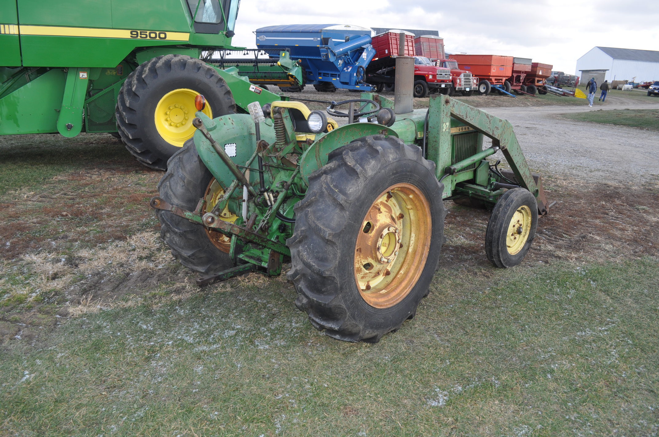 John Deere 1020 Tractor, with John Deere 37 Loader, 3 point, 1 hyd ...