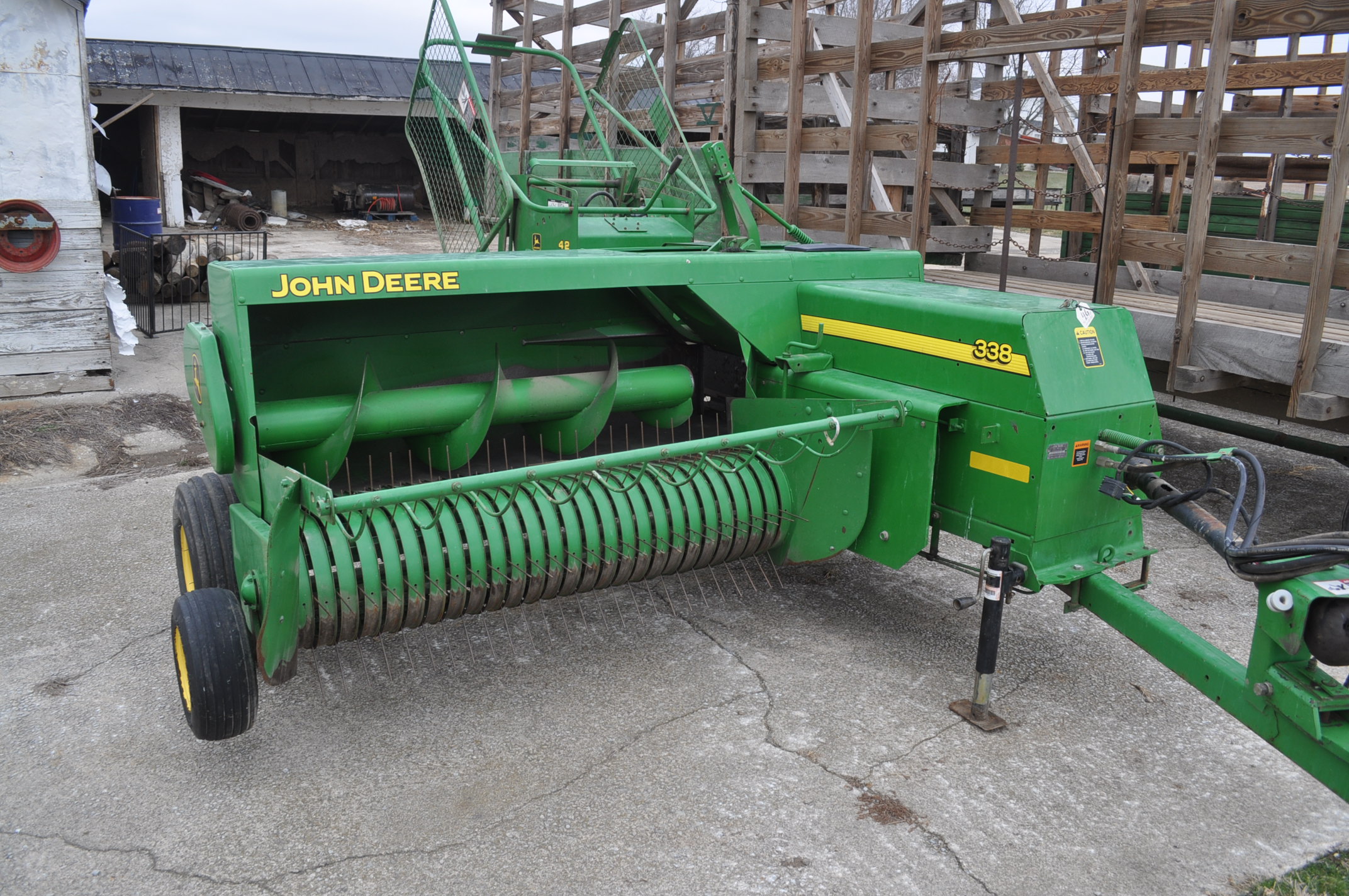 John Deere 338 square baler, #42 bale ejector, wire tie, 540 PTO