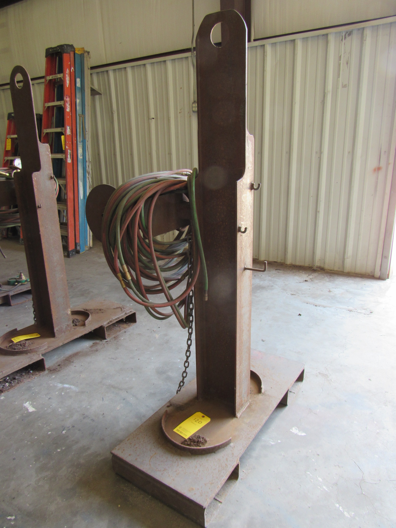 Welding Tank Stand, holds 2 cylinders