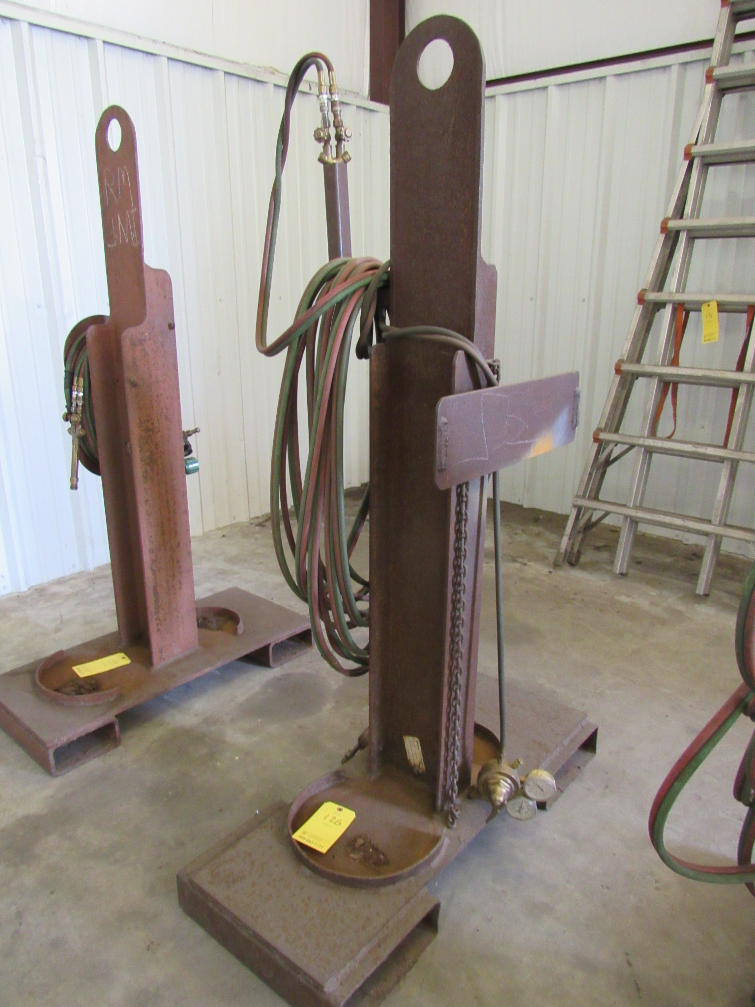 Welding Tank Stand, holds 2 cylinders