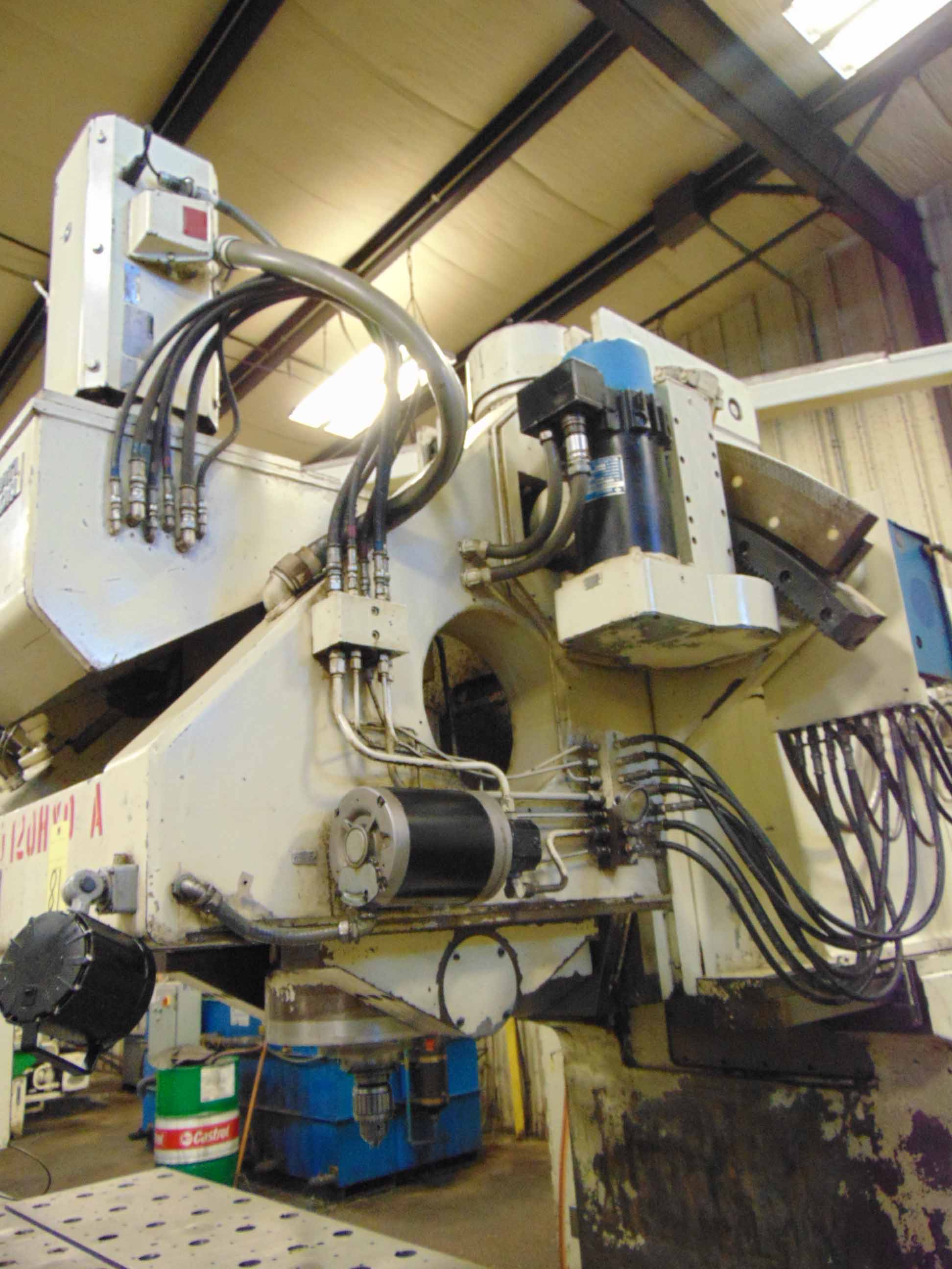 { Choice of lots: 81 } } } 5-AXIS CNC VERTICAL MILLING MACHINE ...