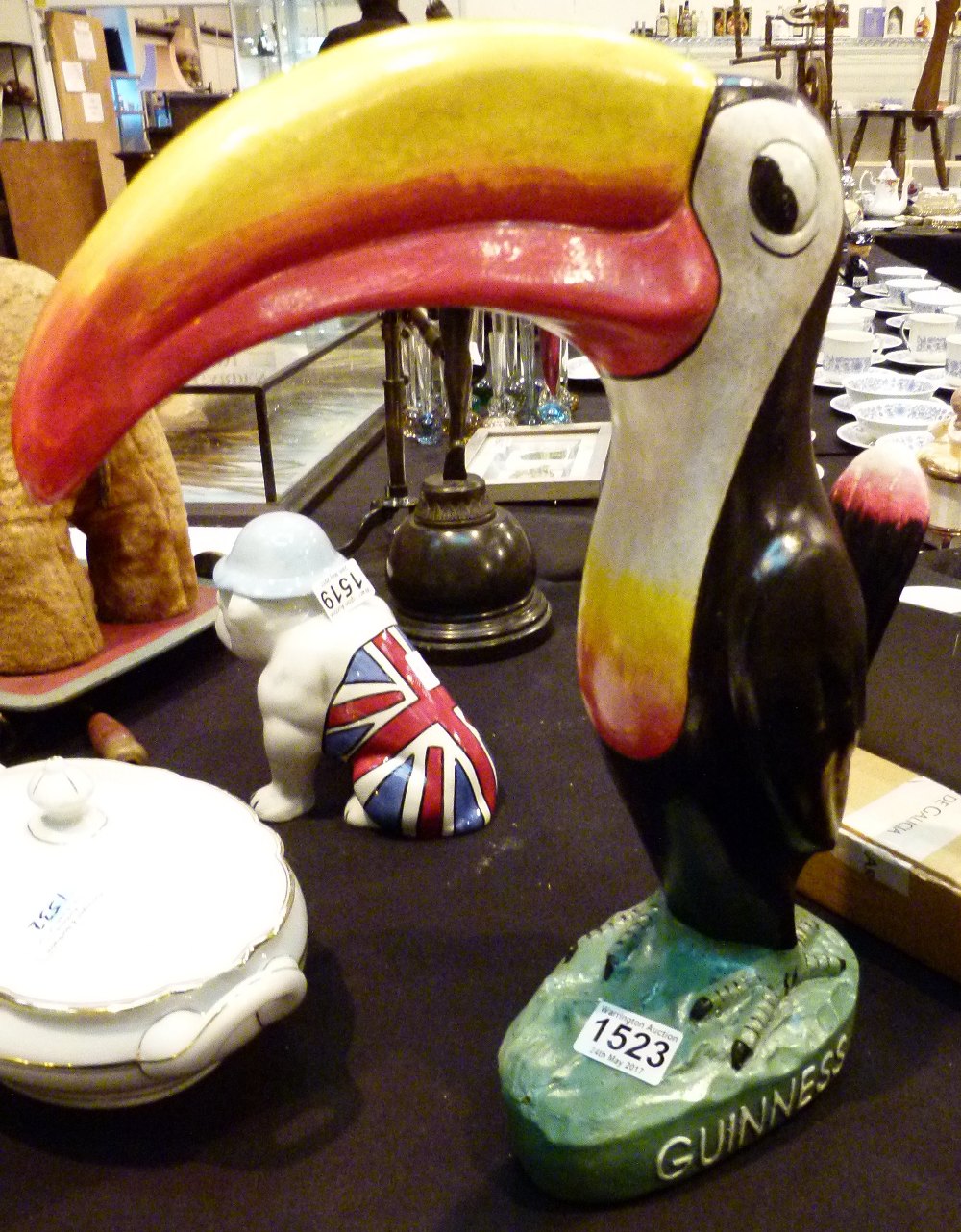 Large Guinness toucan, H: 40 cm