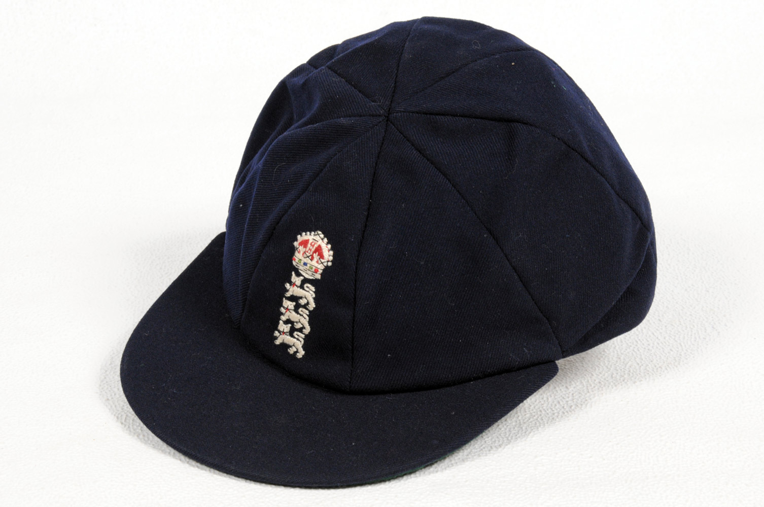 Graham Dilley. Kent, Worcestershire & England. England navy blue cloth ...