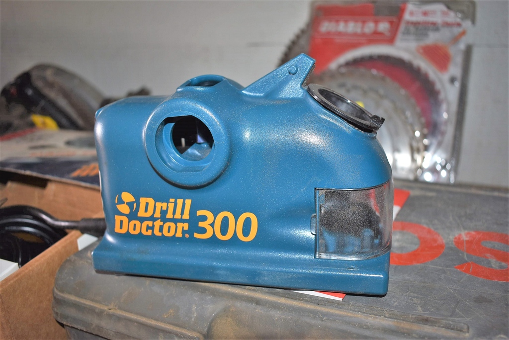 DRILL DOCTOR MODEL 300 DRILL BIT SHARPENER