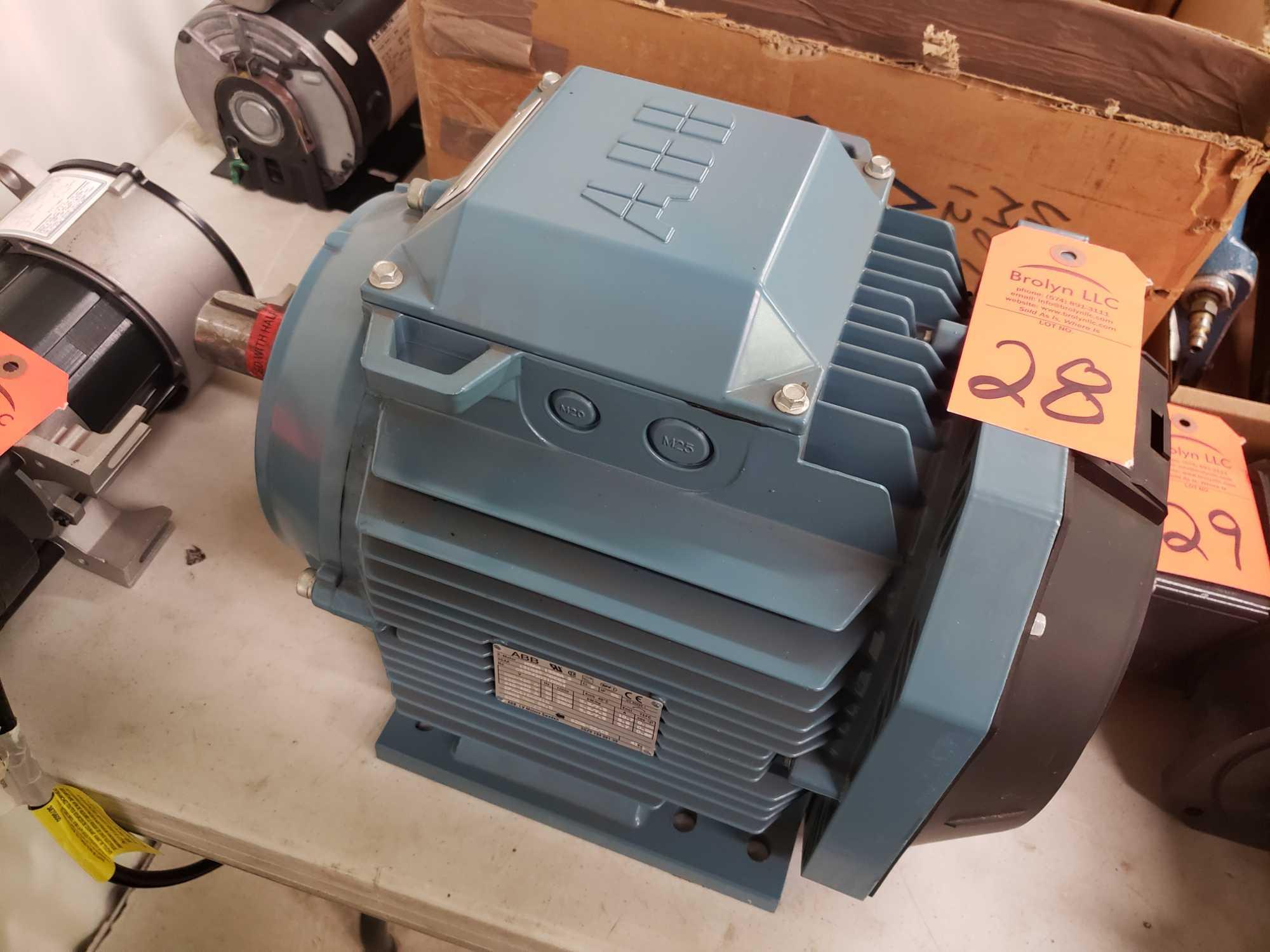 ABB motor. Model M3AA-132SA-2. New with minor shelf wear. This item can ...