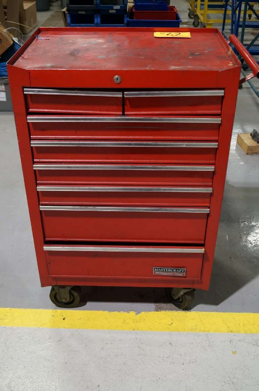{ Group of lots: 61, 62, 63 } } } } } Mastercraft 8 Drawer Rolling Tool ...