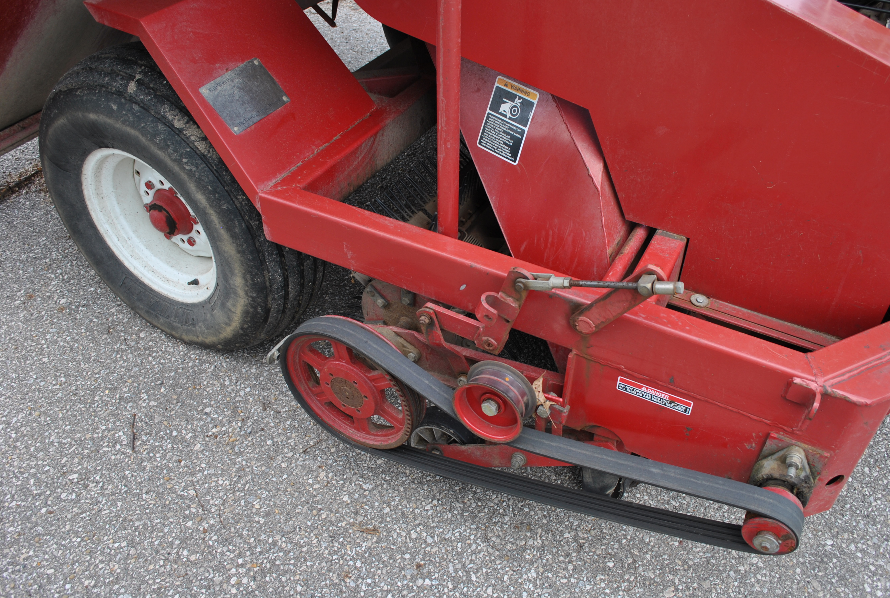 Toro Rake-O-Vac Model 07050 Debris Vacuum SN 210000148, Kohler Command ...