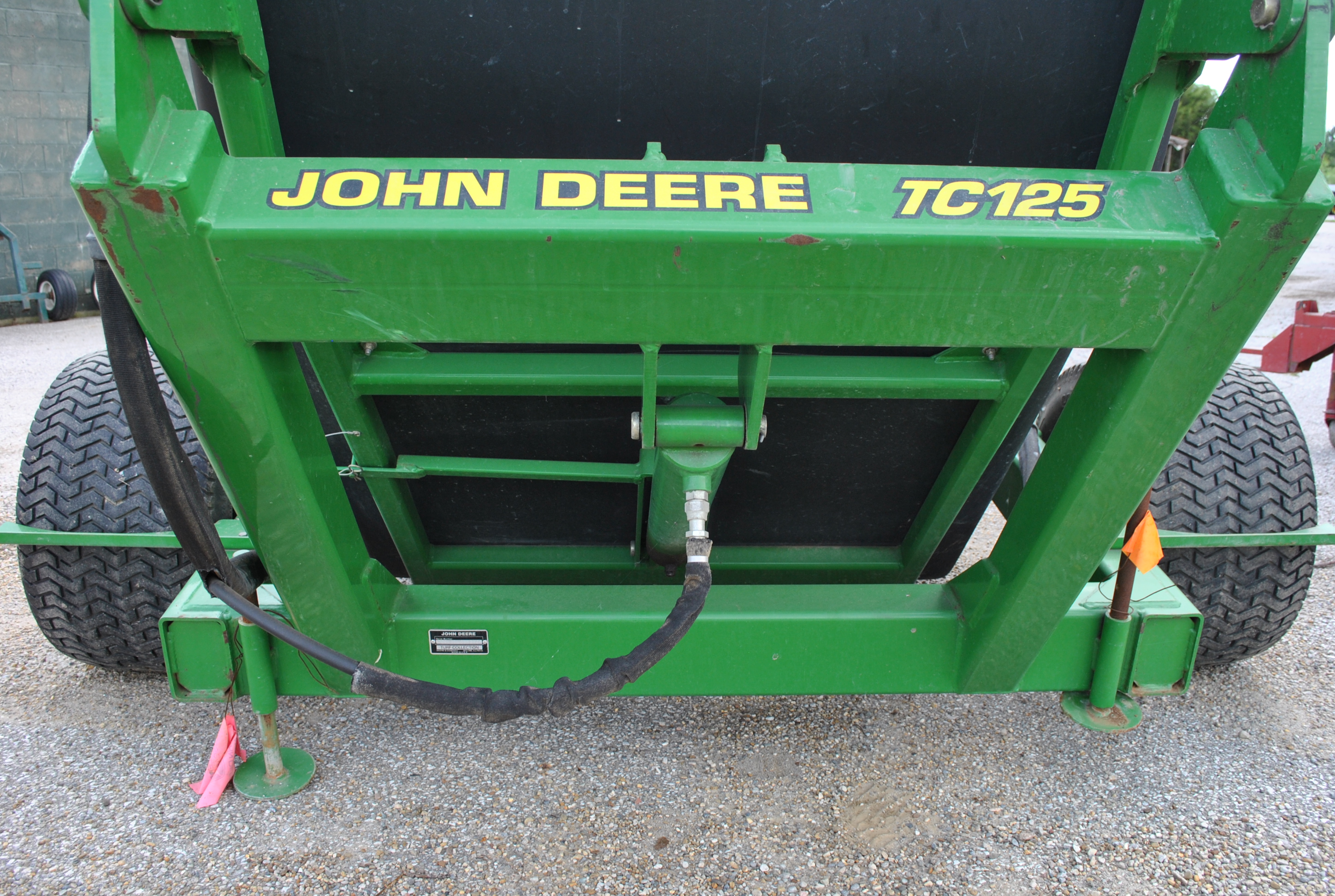 John Deere Model TC-125 Turf Collection Sweeper SN TC0125X035260, 48 ...