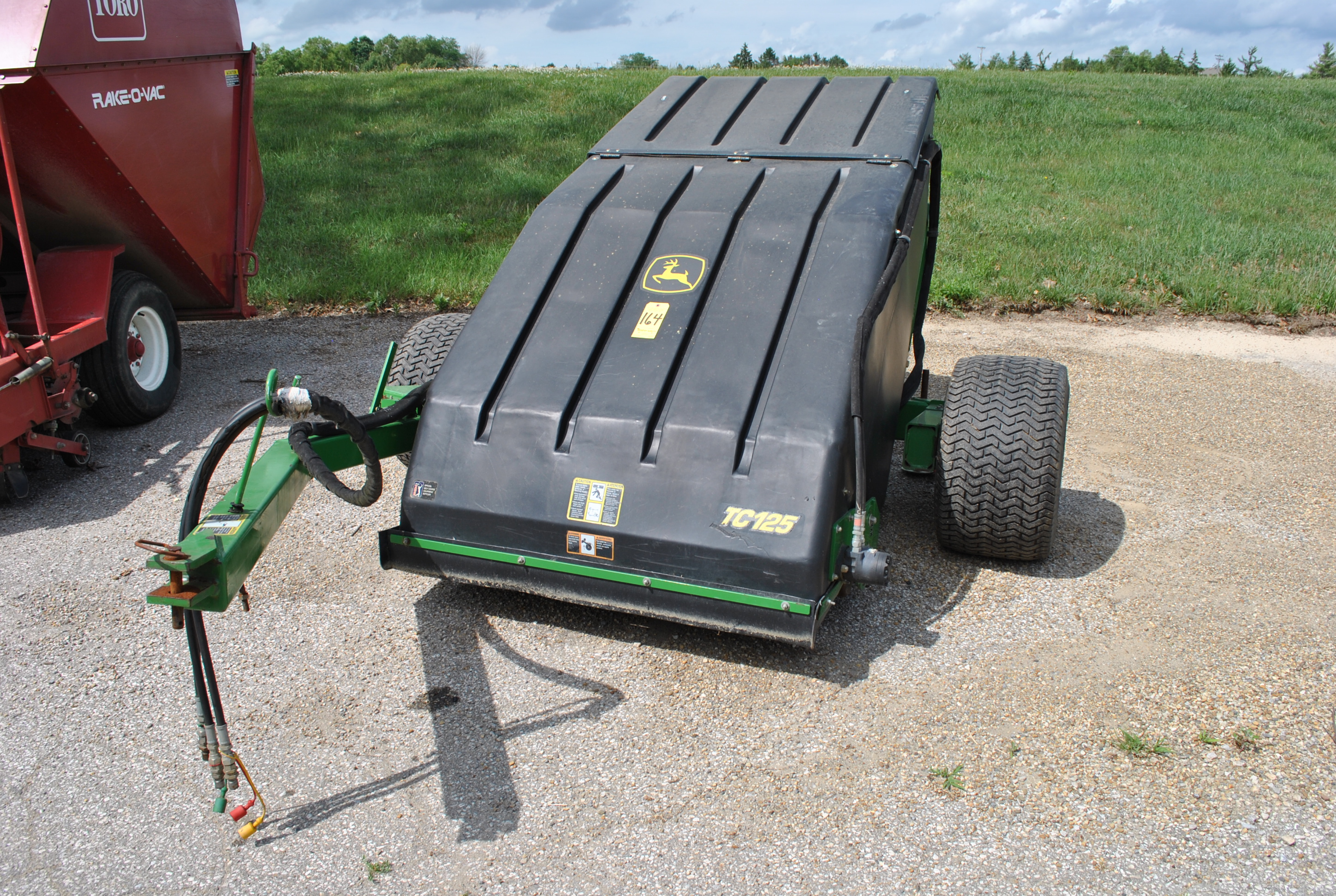 John Deere Model TC-125 Turf Collection Sweeper SN TC0125X035260, 48 ...