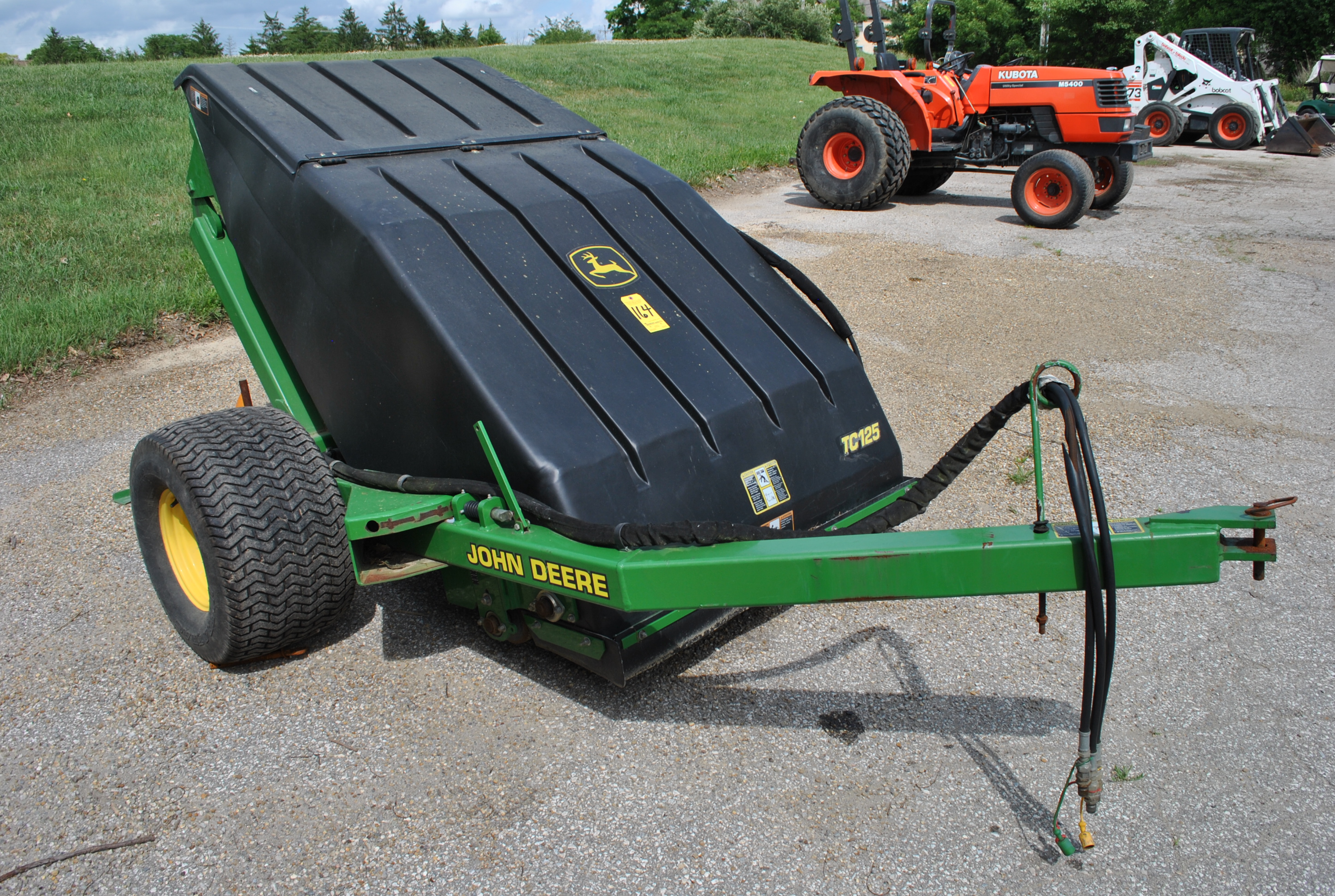 John Deere Model TC-125 Turf Collection Sweeper SN TC0125X035260, 48 ...