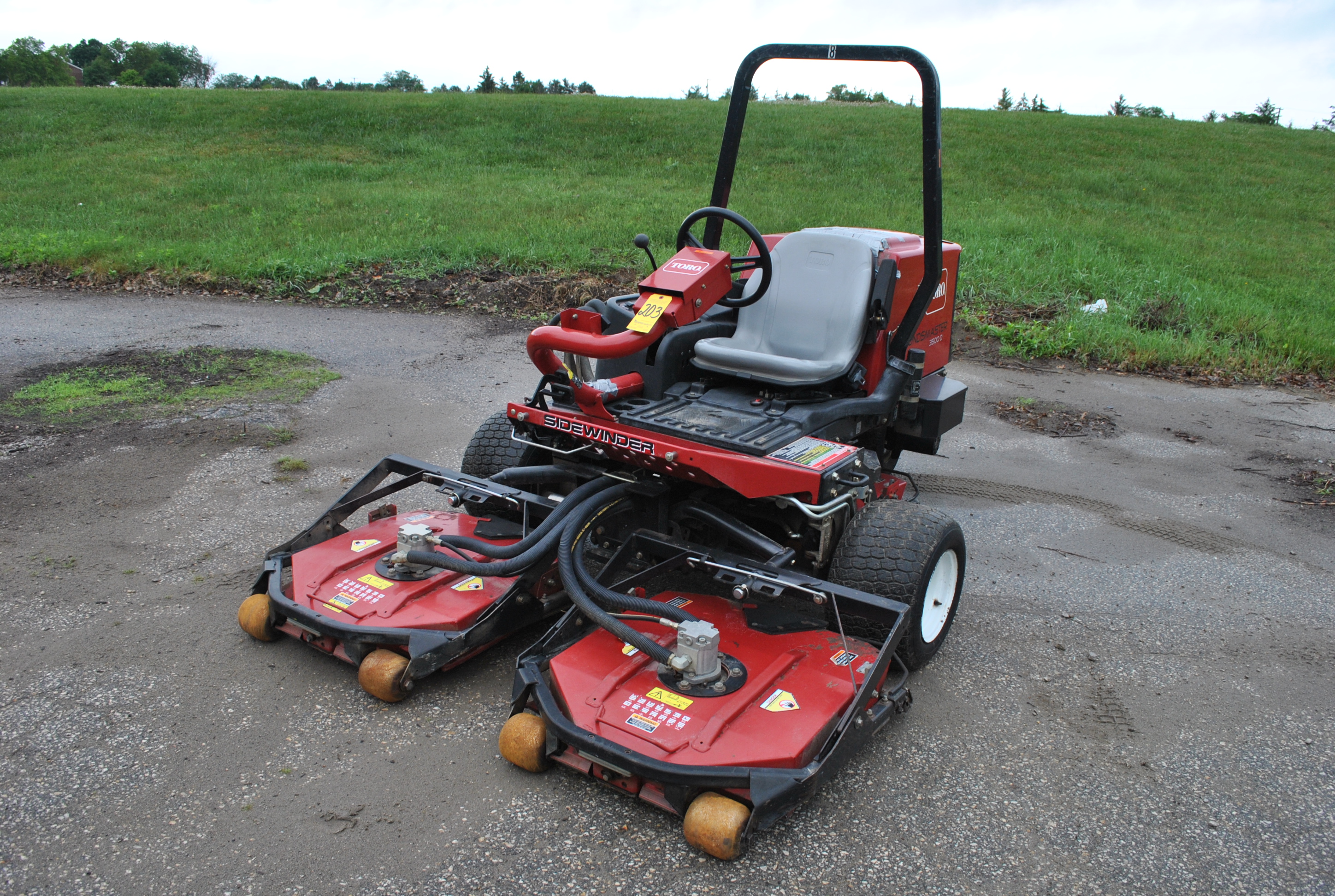 Toro Groundmaster 3500D Sidewinder Rotary Mower, SN-250006778 ...