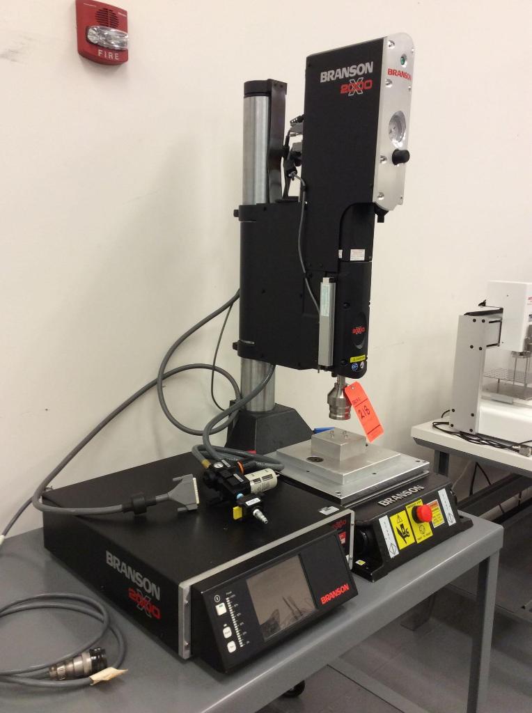 Branson ultrasonic welder, mn X-2000, sn XAF100937750 with Branson ...