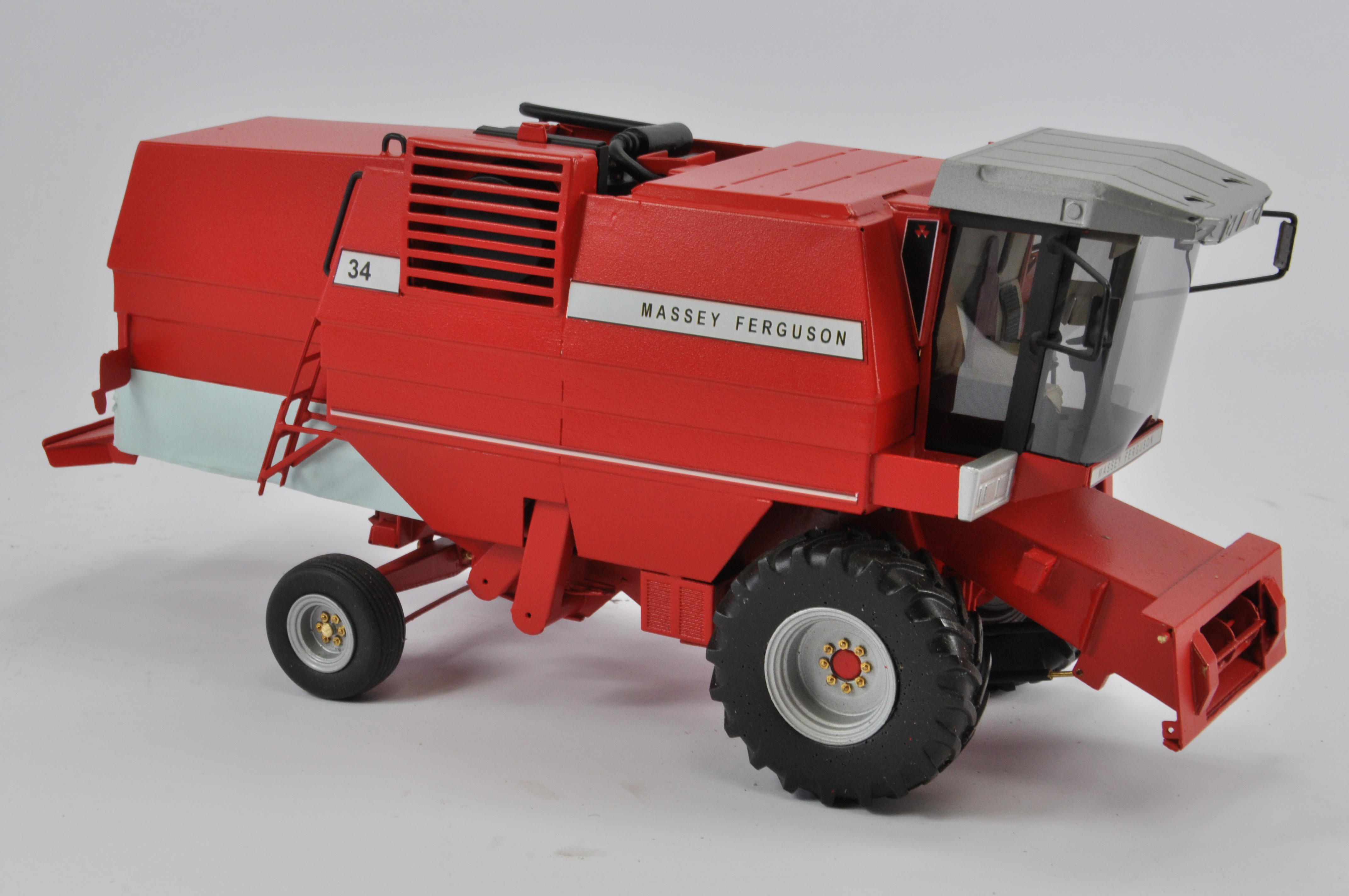 Classic Combines 1/32 Massey Ferguson 34 Combine Harvester. Hand Built ...