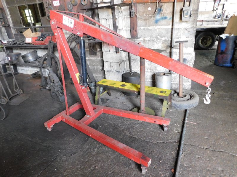 2-Ton Portable Engine Hoist