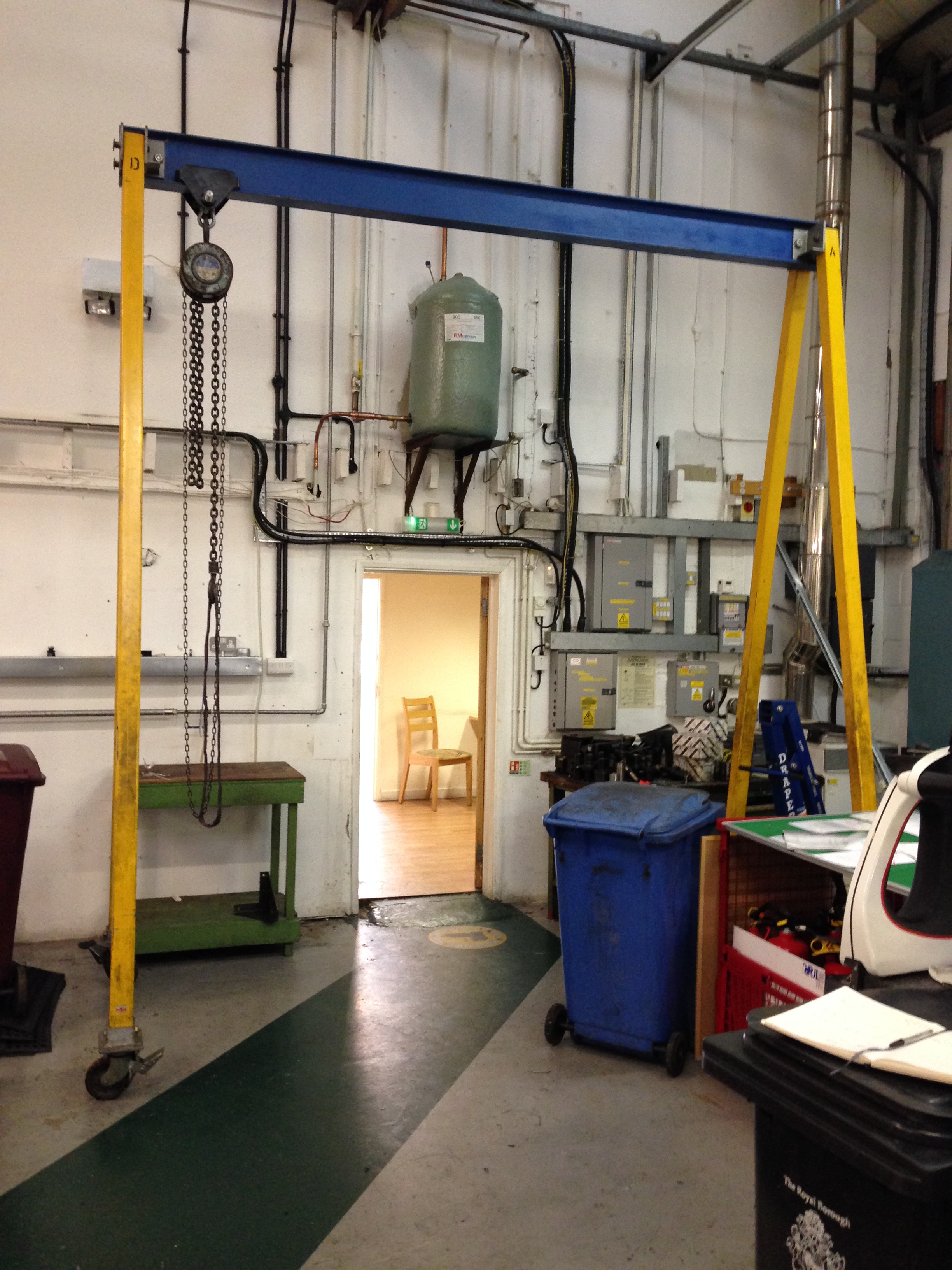 “A” Frame Gantry with Block & Tackle (c. 3-4m Height). “A” Frame 1 MT ...