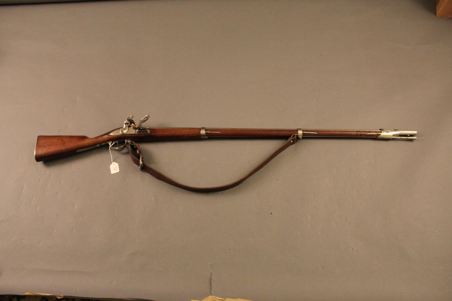 Reproduction MLE 1777 flintlock musket, black powder, smooth bore, 44 ...