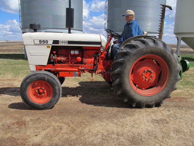 CASE 990 DAVID BROWN 2WD TRACTOR; 4190 Hours, 3 PTH, SN-11094579-1979