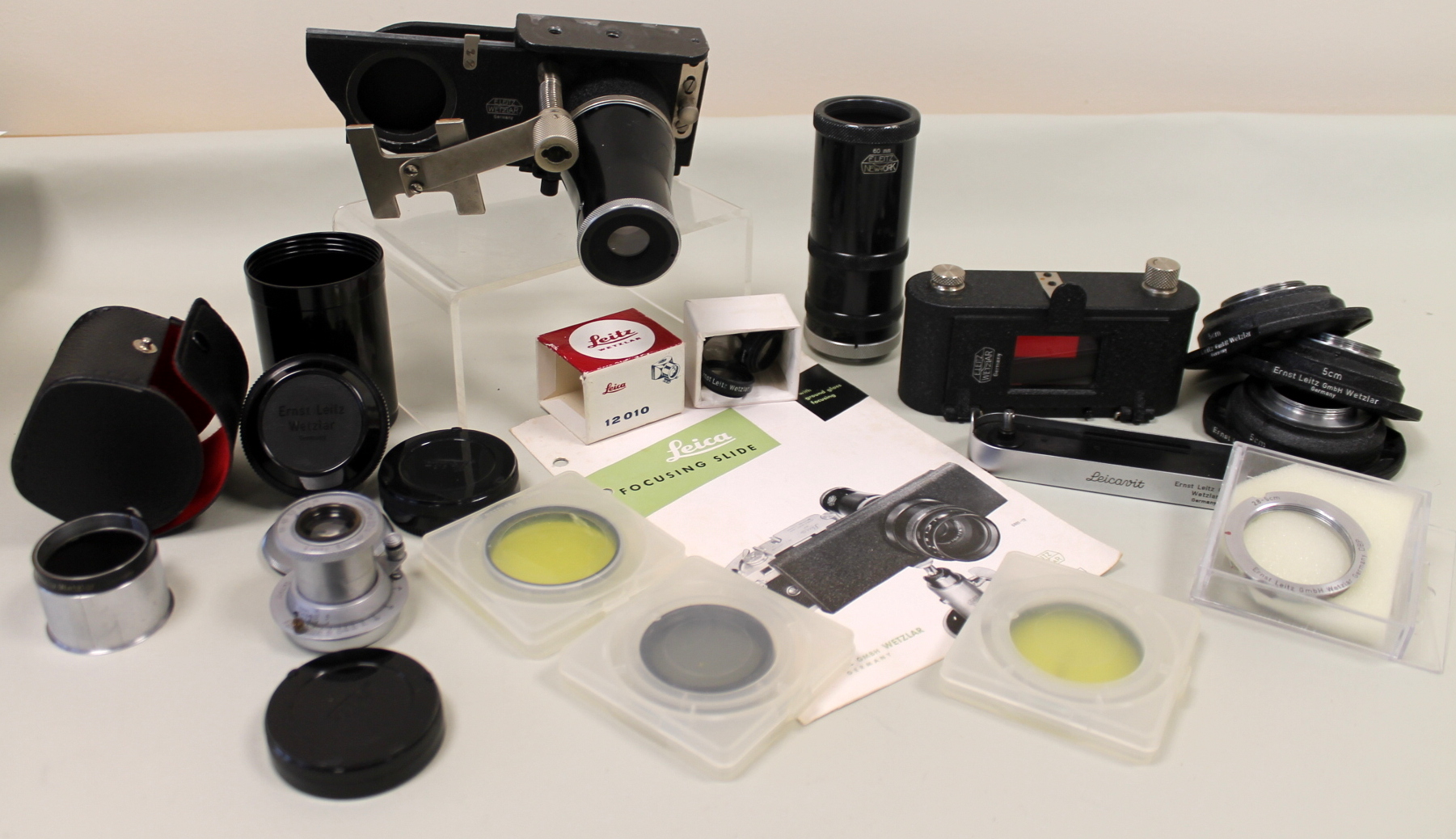 Leica Focusing Slide with instructions and a small collection of other ...