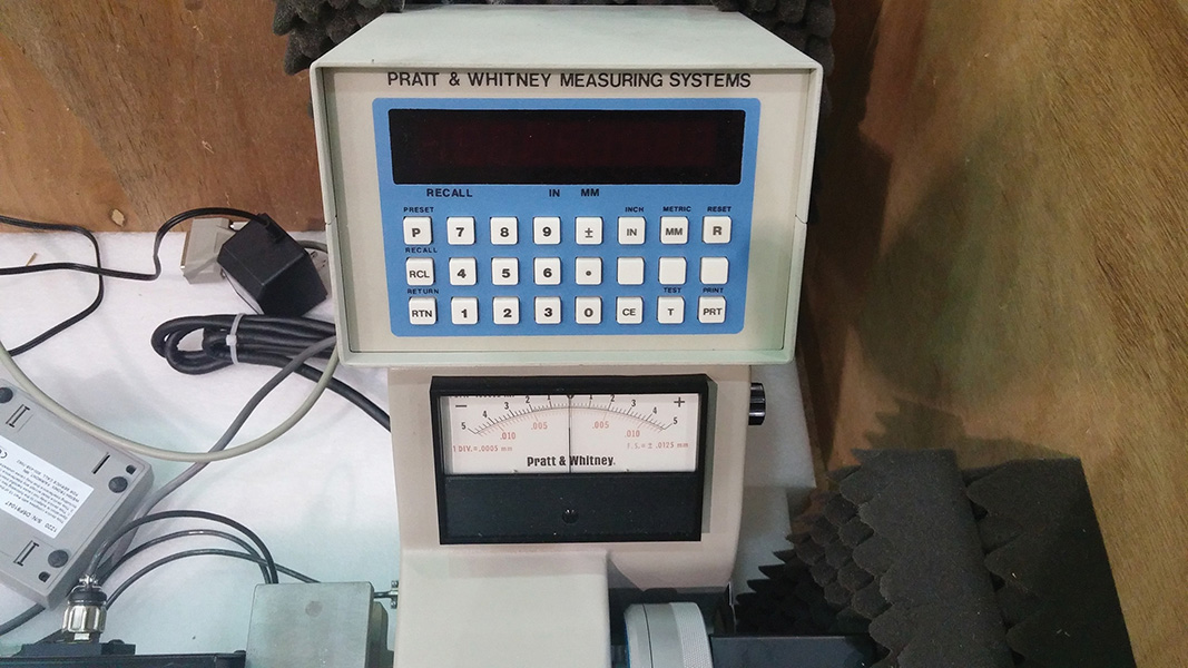 PRATT & WHITNEY SUPER MICROMETER; MODEL C