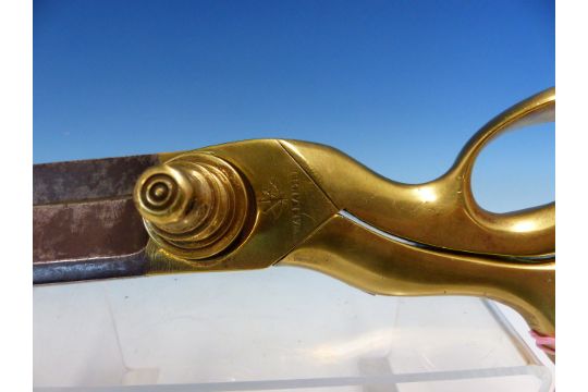 A PAIR OF T WILKINSON AND SONS SHEFFIELD BRASS HANDLED TAILOR'S ...