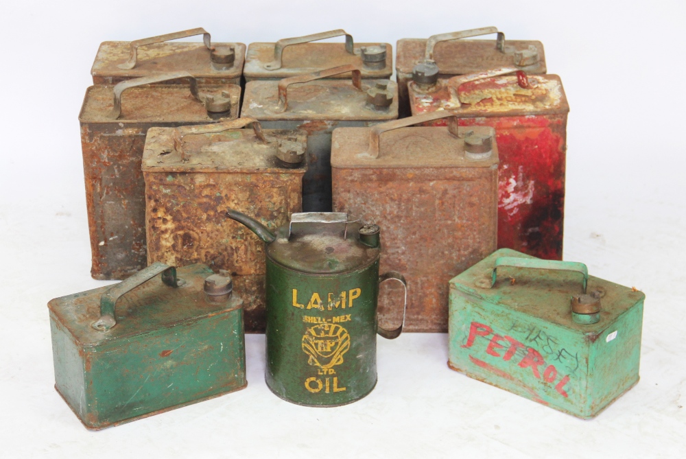 A vintage Shell-Mex Ltd Shell Oil oil can, 27cm, with eight assorted ...