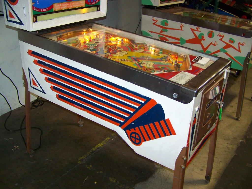 BIG CHIEF PINBALL MACHINE WILLIAMS CLASSIC Item is in used condition ...