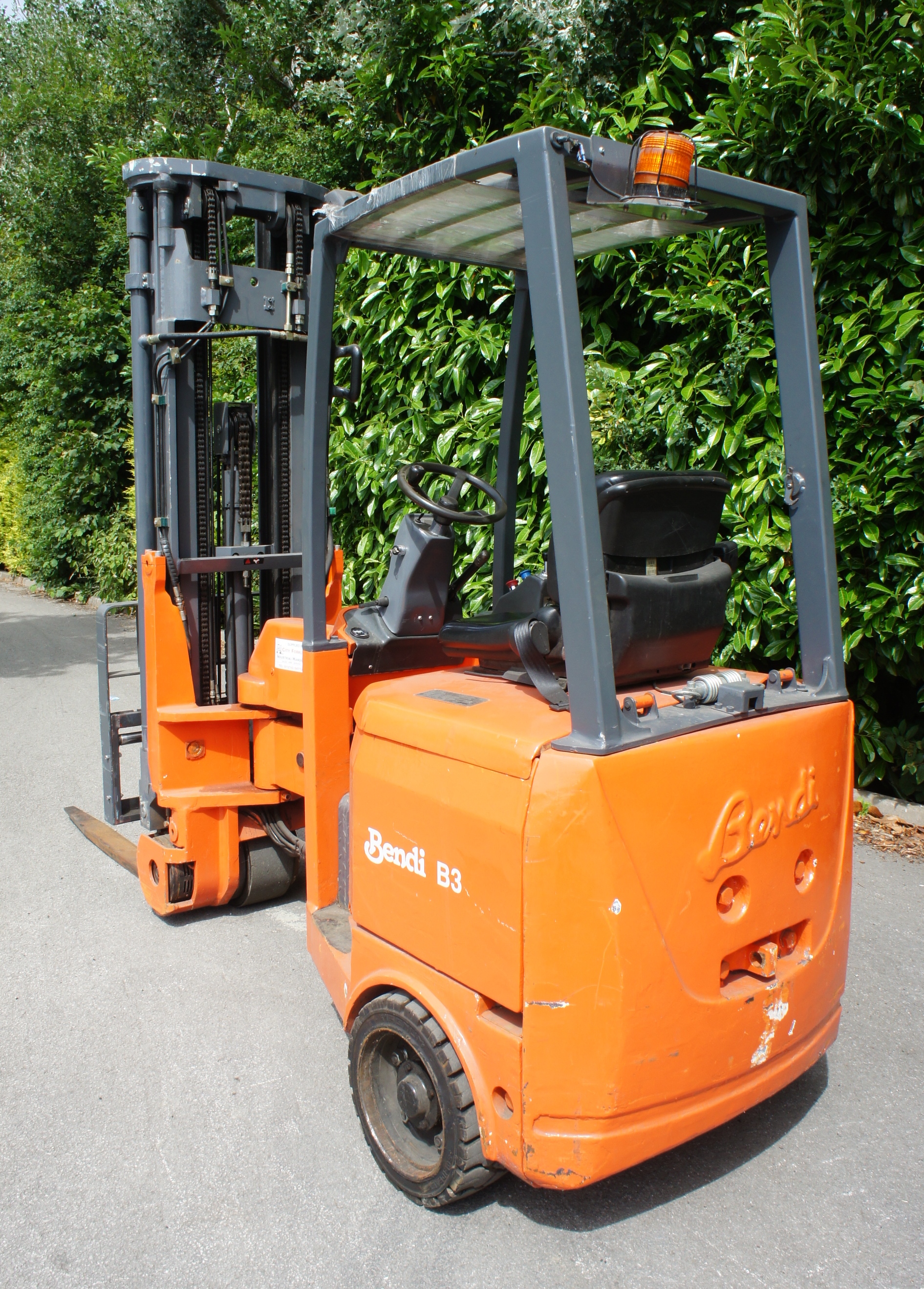 * Bendi B313-50SS narrow aisle articulated Forklift Truck, Electric ...