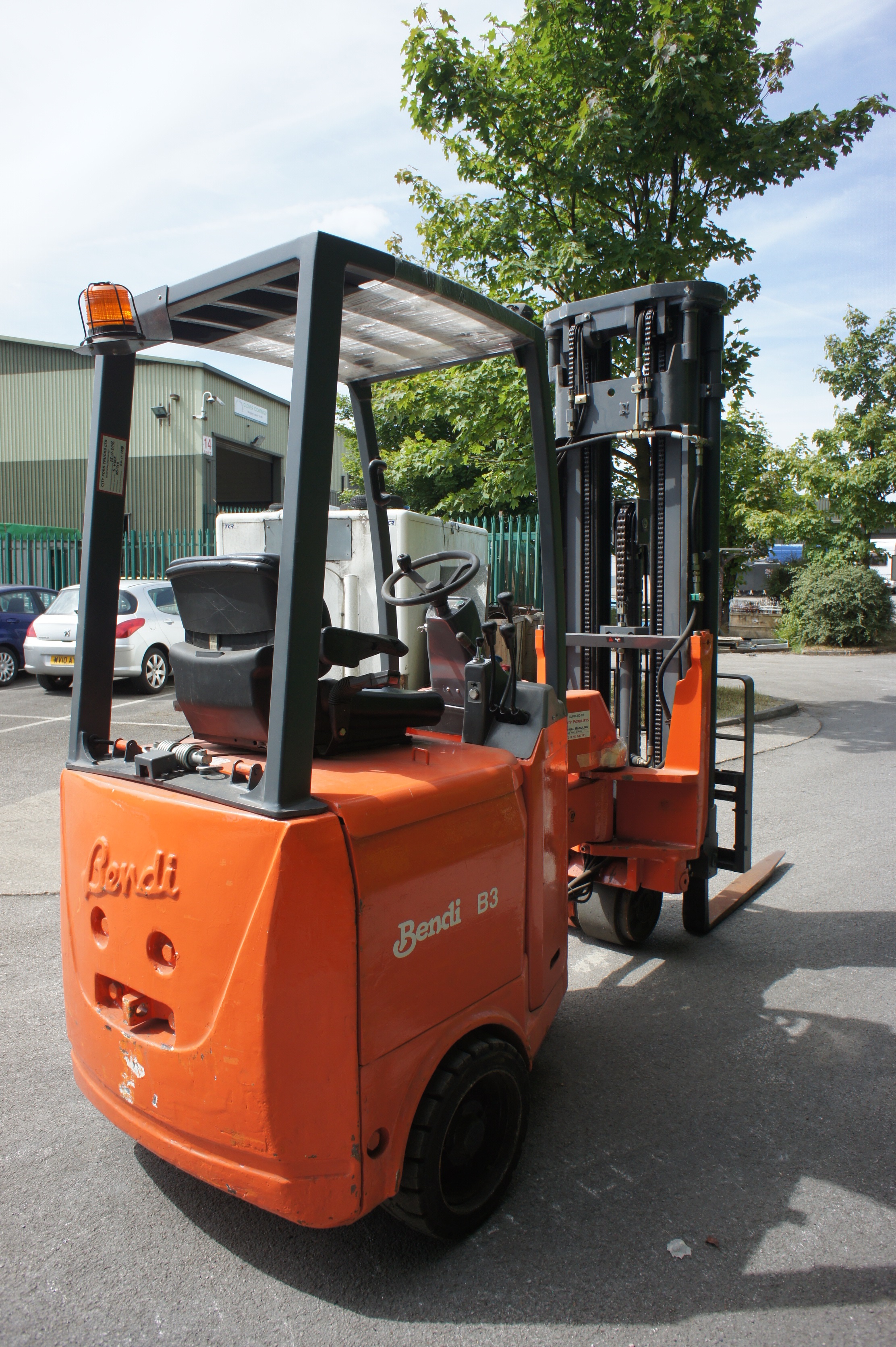 * Bendi B313-50SS narrow aisle articulated Forklift Truck, Electric ...