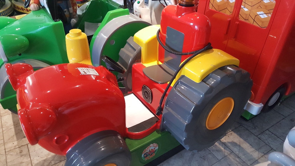 Tractor Tom Child Ride